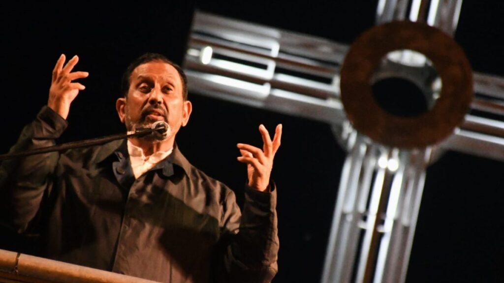 Dónde ver el Vía Crucis del Padre Ignacio