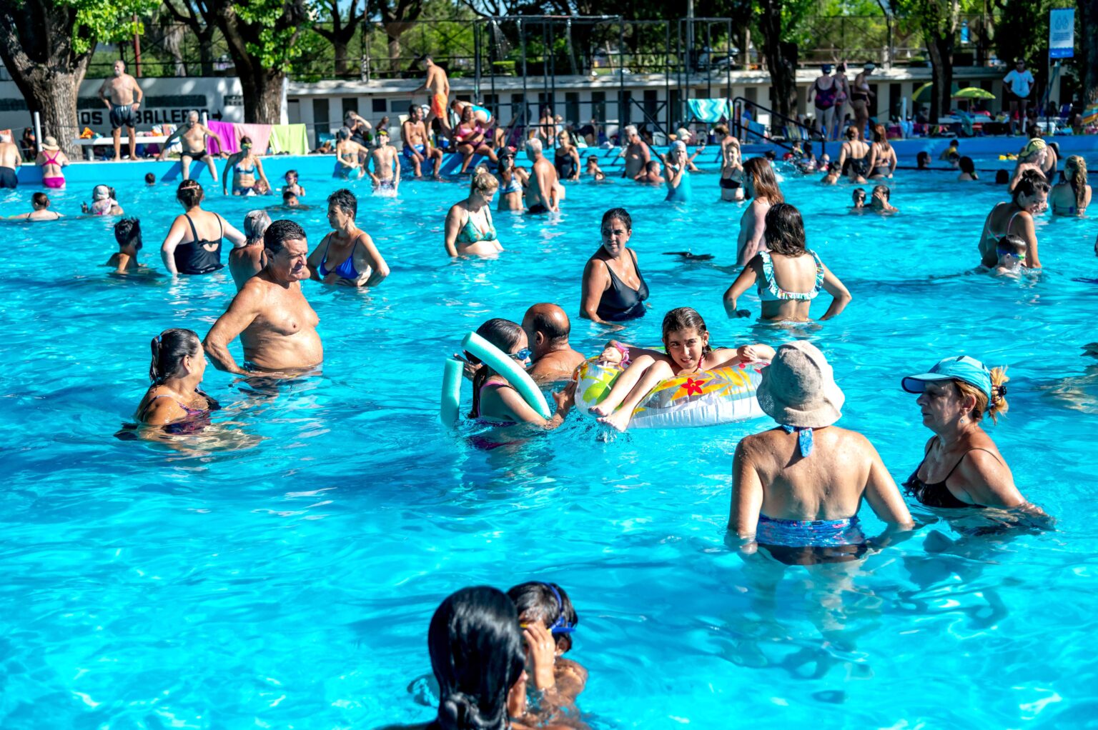 Piletas de Parque Alem: precios y horarios