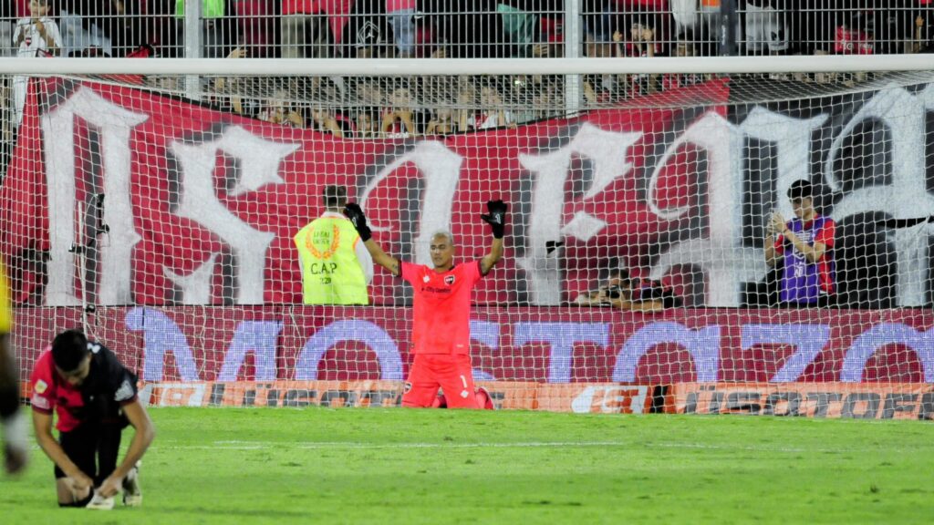 Así fue el debut de Keylor Navas en el arco de Newells